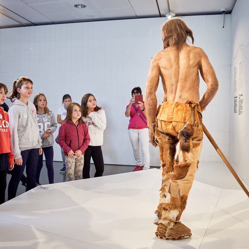 Ötzi, l'Uomo venuto dal ghiaccio | Museo Archeologico dell’Alto Adige | BZ