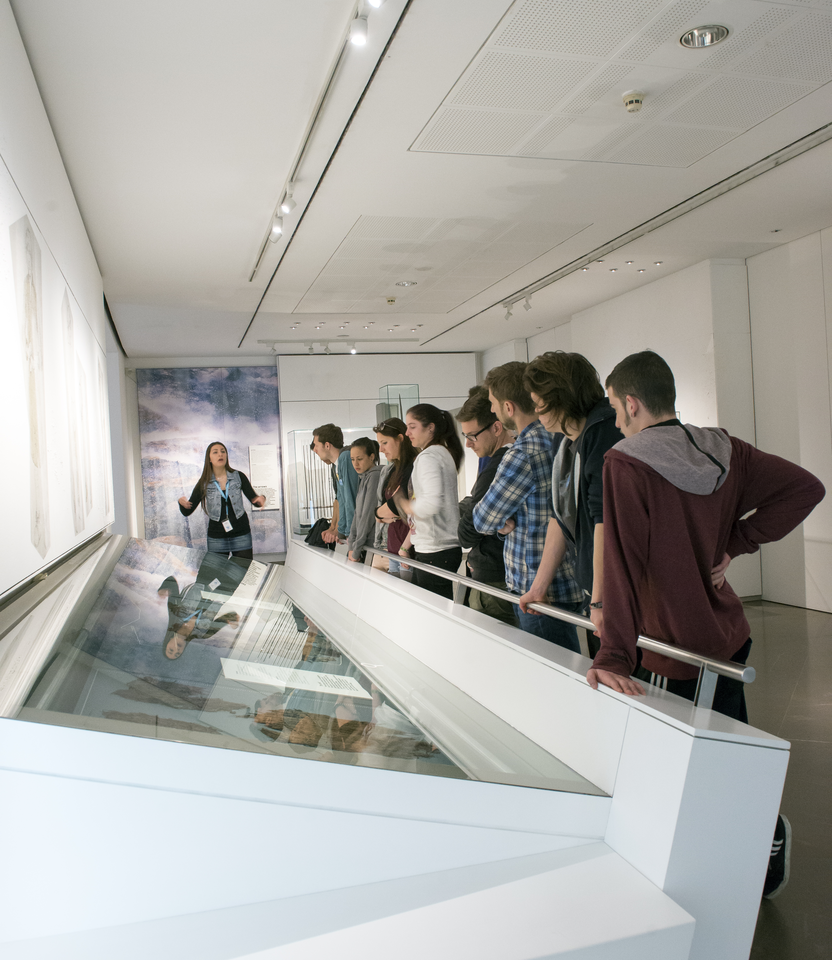 Ötzi, der Mann aus dem Eis - Südtiroler Archäologiemuseum